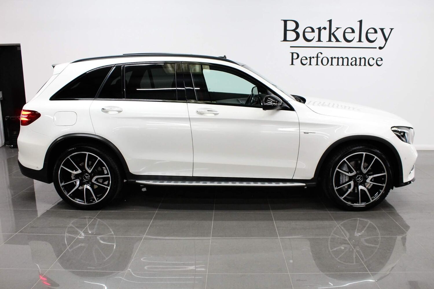 SOLD - Used MERCEDES-BENZ GLC 2019 White in Tamworth, Staffordshire ...